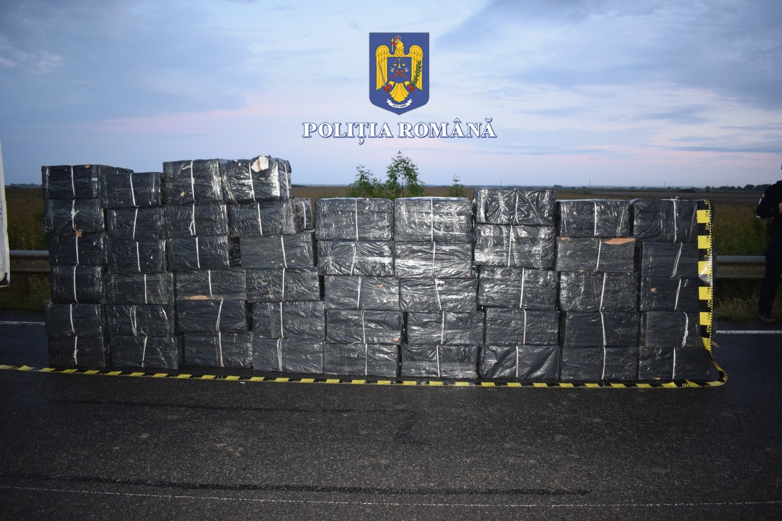 FOTO. Captura record în județ: peste un milion de țigarete. Baraje ale ...