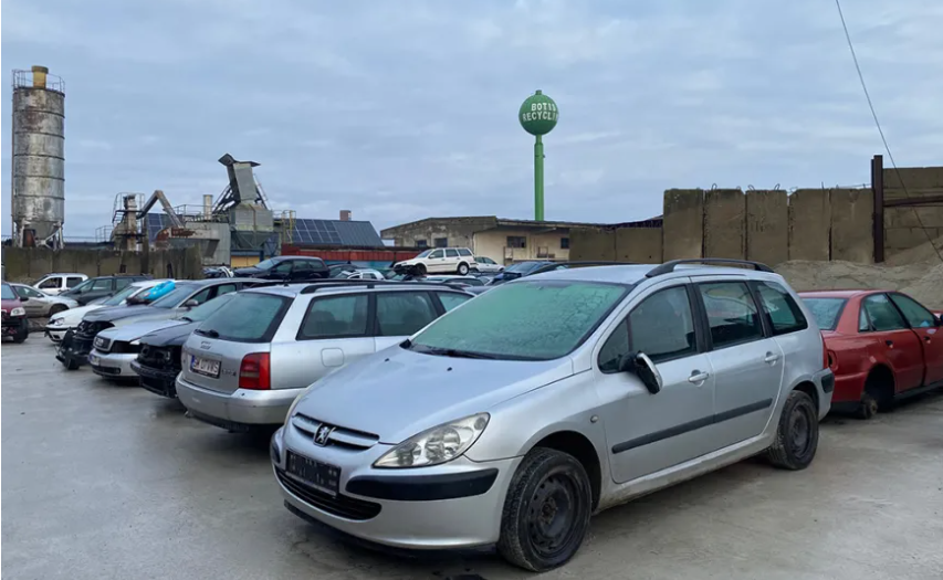 FOTO. Aveți nevoie de piese auto la un preț bun? Soluția este la Botiș ...